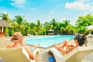 The Ultimate Guide to Maintaining Your Swimming Pool Weekly